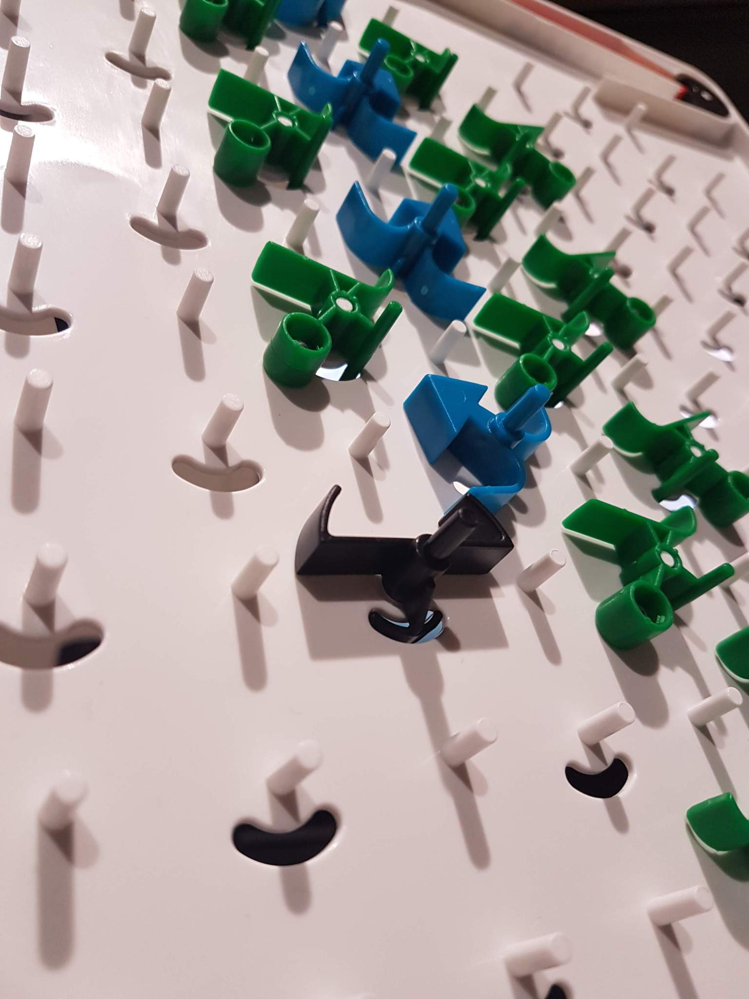 Turing Tumble Review – The Boardgame Detective